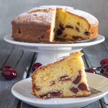 Homemade Cherry Cake - Breads and Sweets