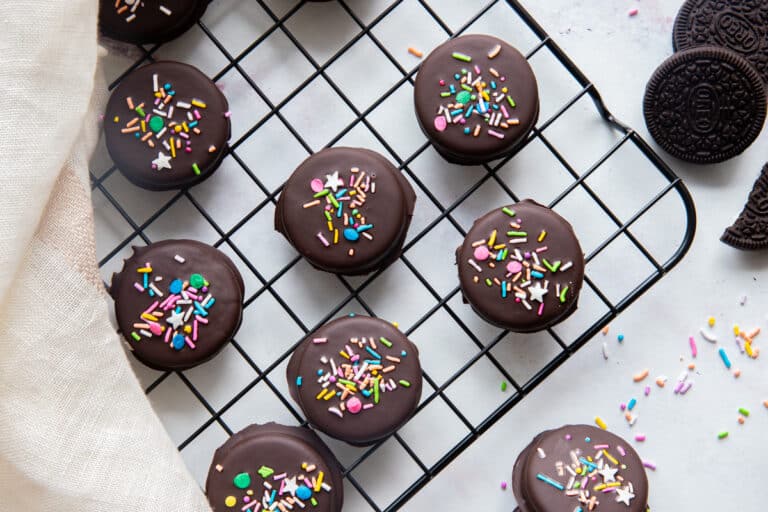 Chocolate Covered Oreos - Breads and Sweets
