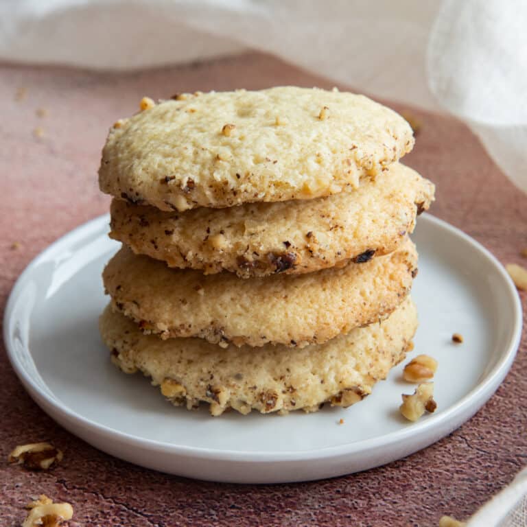 Easy Walnut Cookies - Breads and Sweets